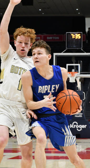 Blue Jays fall to Botkins in district finals | News Democrat