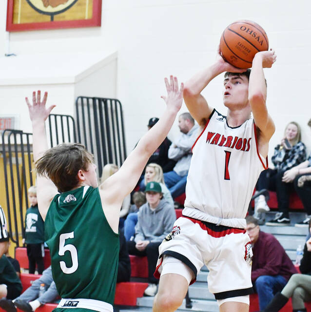 Buzzer-beating basket brings Batavia by Eastern 54-52 | News Democrat